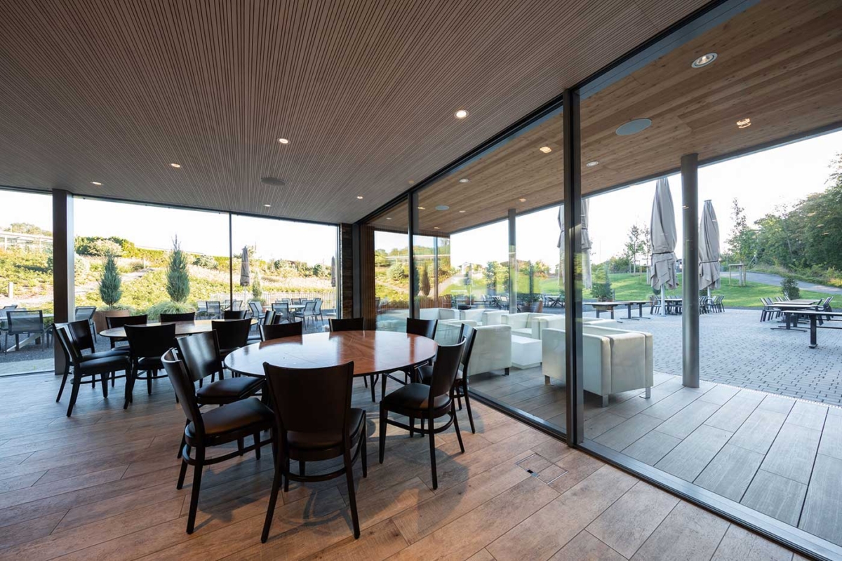 Reference projects - SOREG-glide | The frameless window